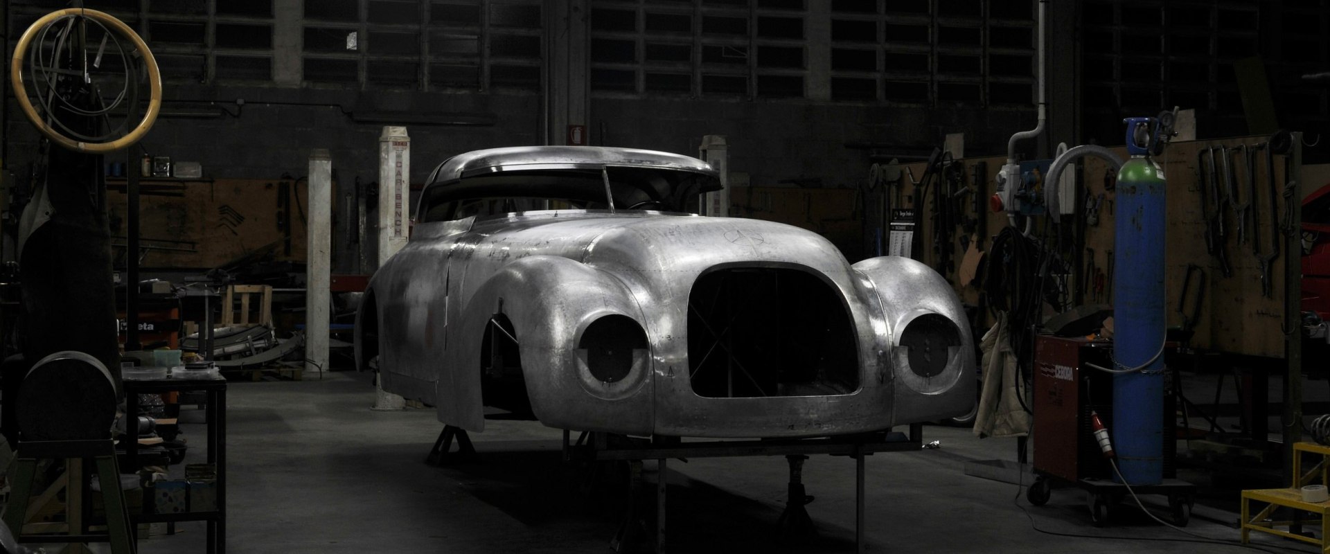 Exploring the Benefits of Aluminum in Vehicle Manufacturing